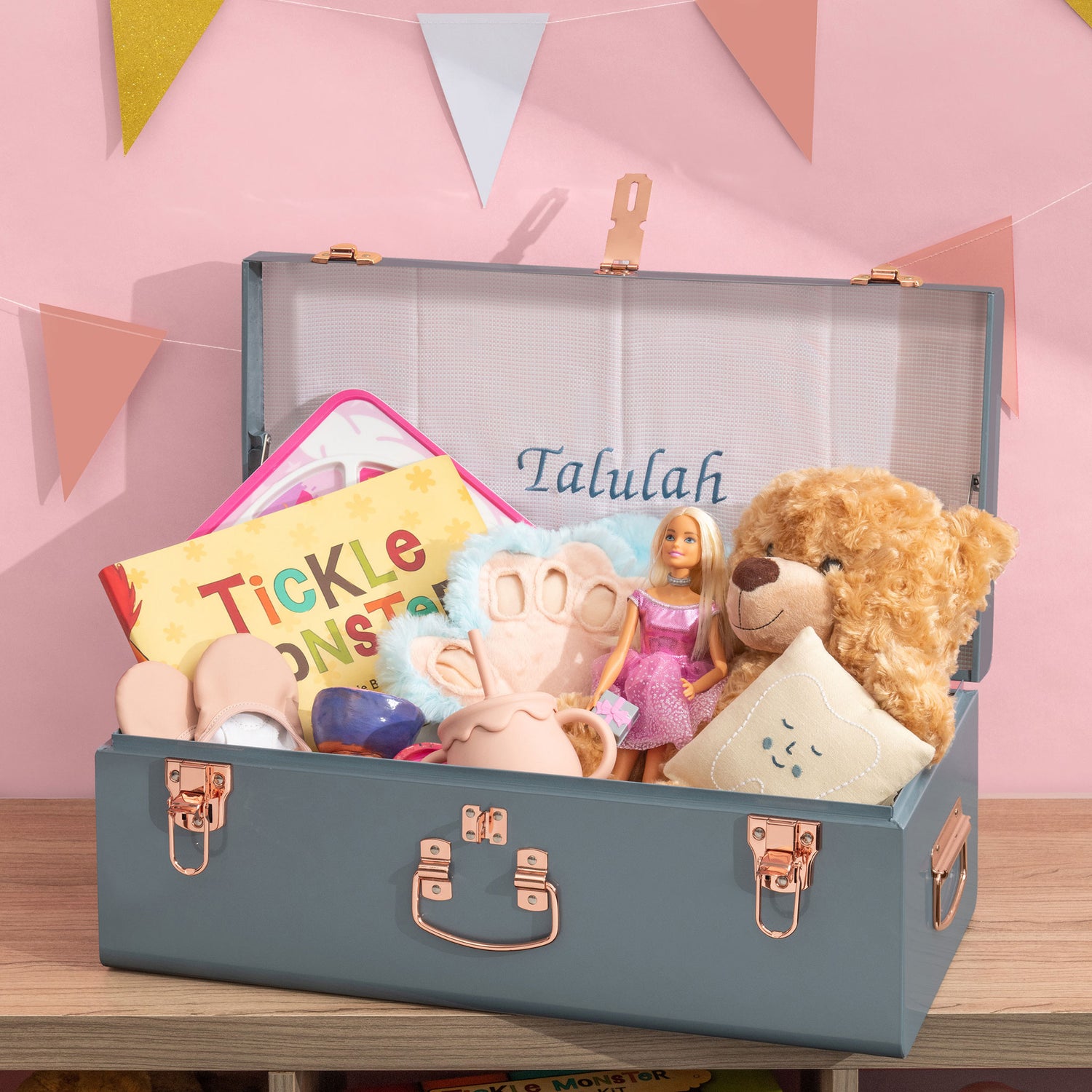 Memorize Keepsake Trunks for School / Graduate - Quality Craftsmanship ...