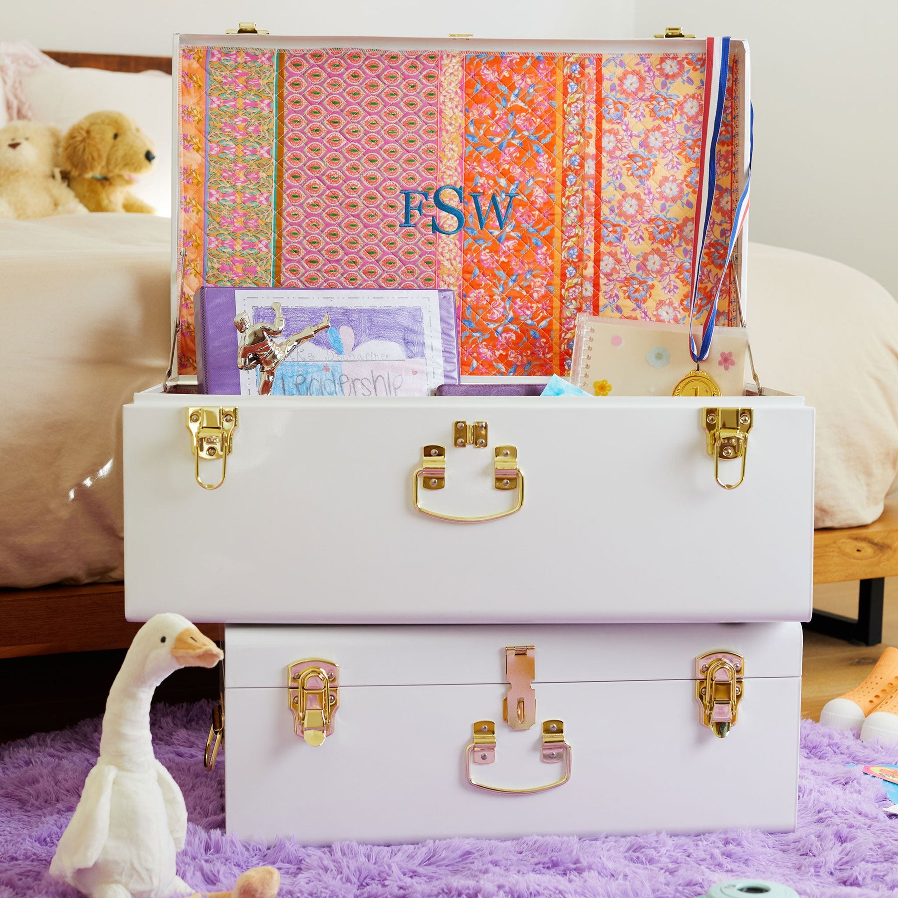 Memorize Keepsake Trunks for School / Graduate - Quality Craftsmanship ...